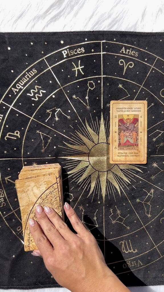 Luxurious Velvet Tarot Cloth | Enhance Your Readings – Solis Divinity Tarot